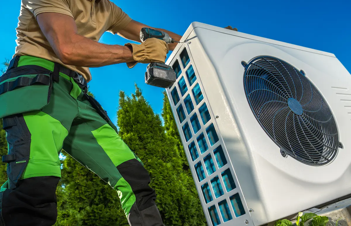 Running Your AC Fan All Day In August: Pros And Cons Guide